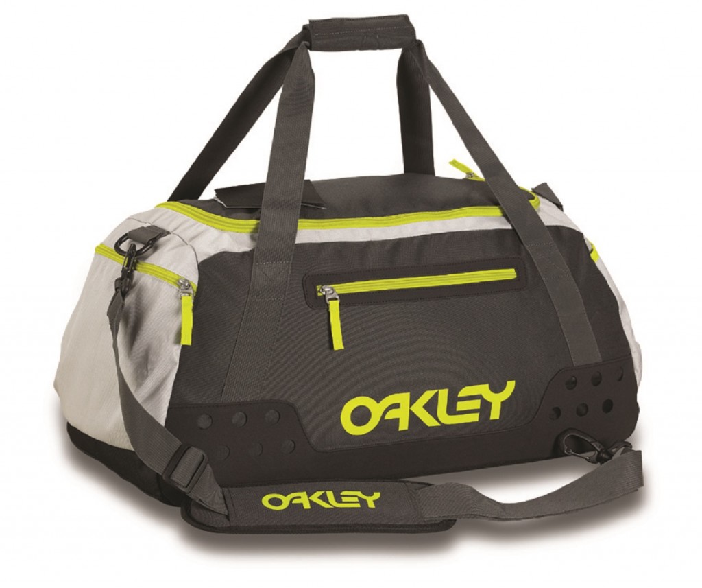 Oakley Duffel - silverstarswag